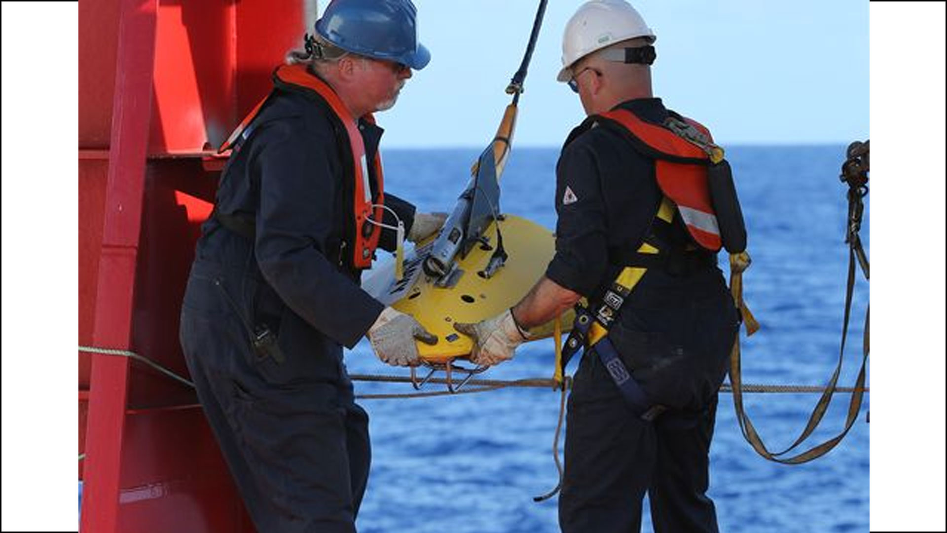 Australia: Signal 'consistent' with aircraft black box | wtsp.com