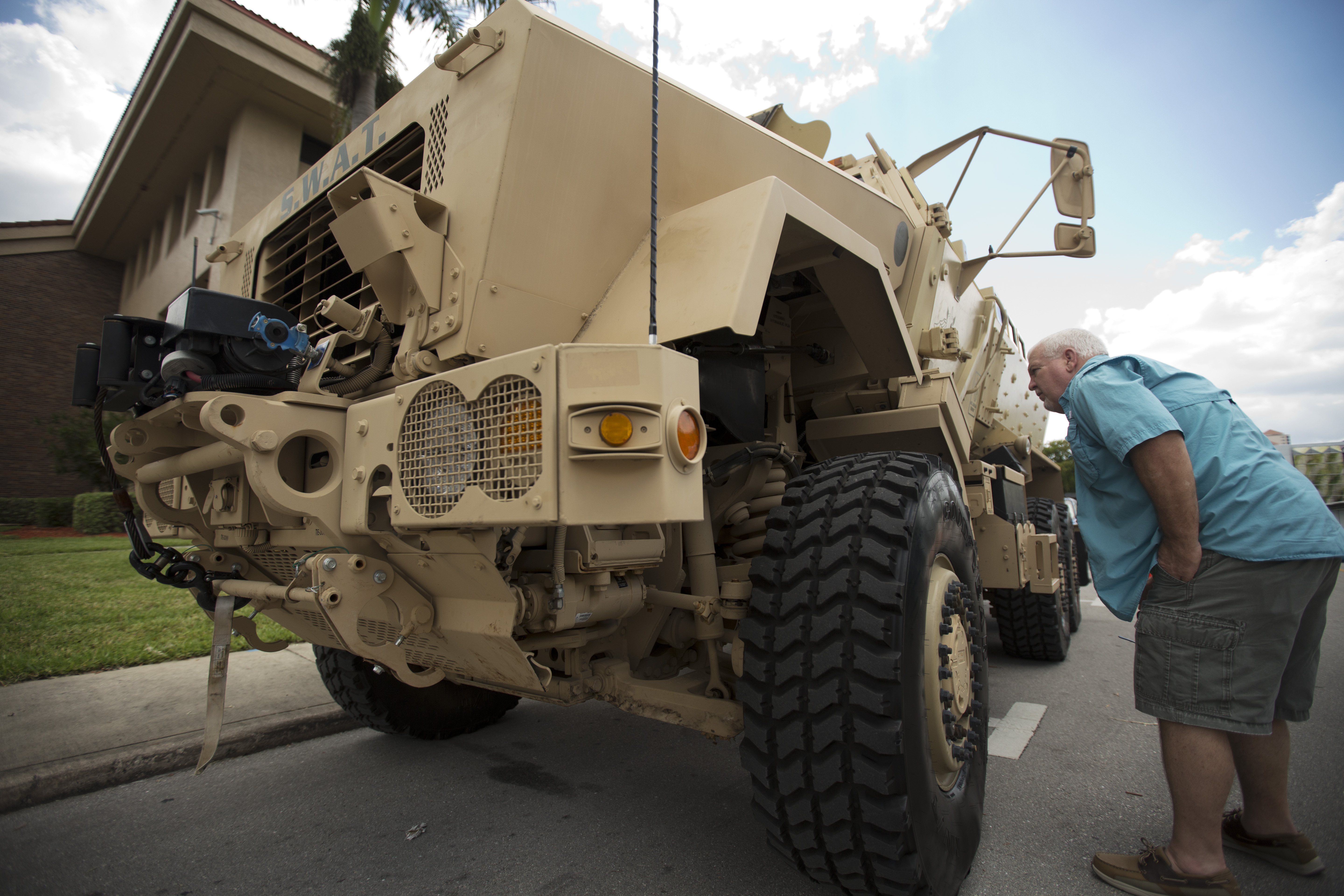 SWFL police getting hands on surplus military equipment | wtsp.com