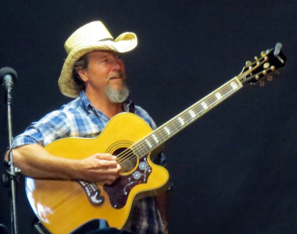 Singer-Songwriter Brian Smalley | wtsp.com