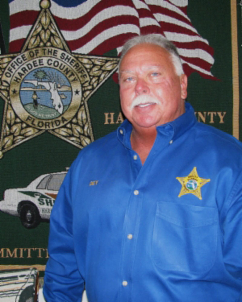 Hardee chief deputy dies while working Thanksgiving | wtsp.com