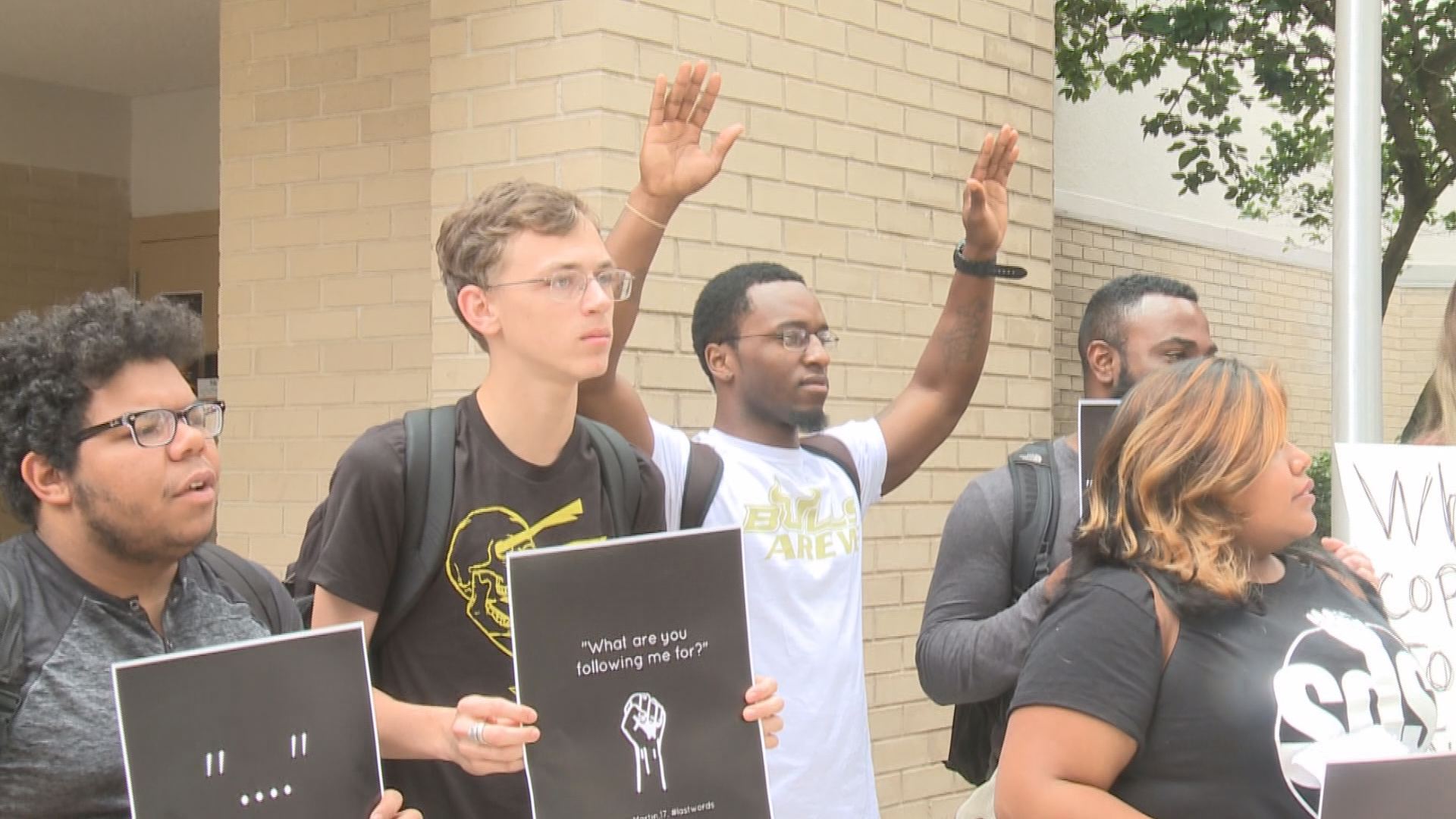 USF students protest against police brutality | wtsp.com
