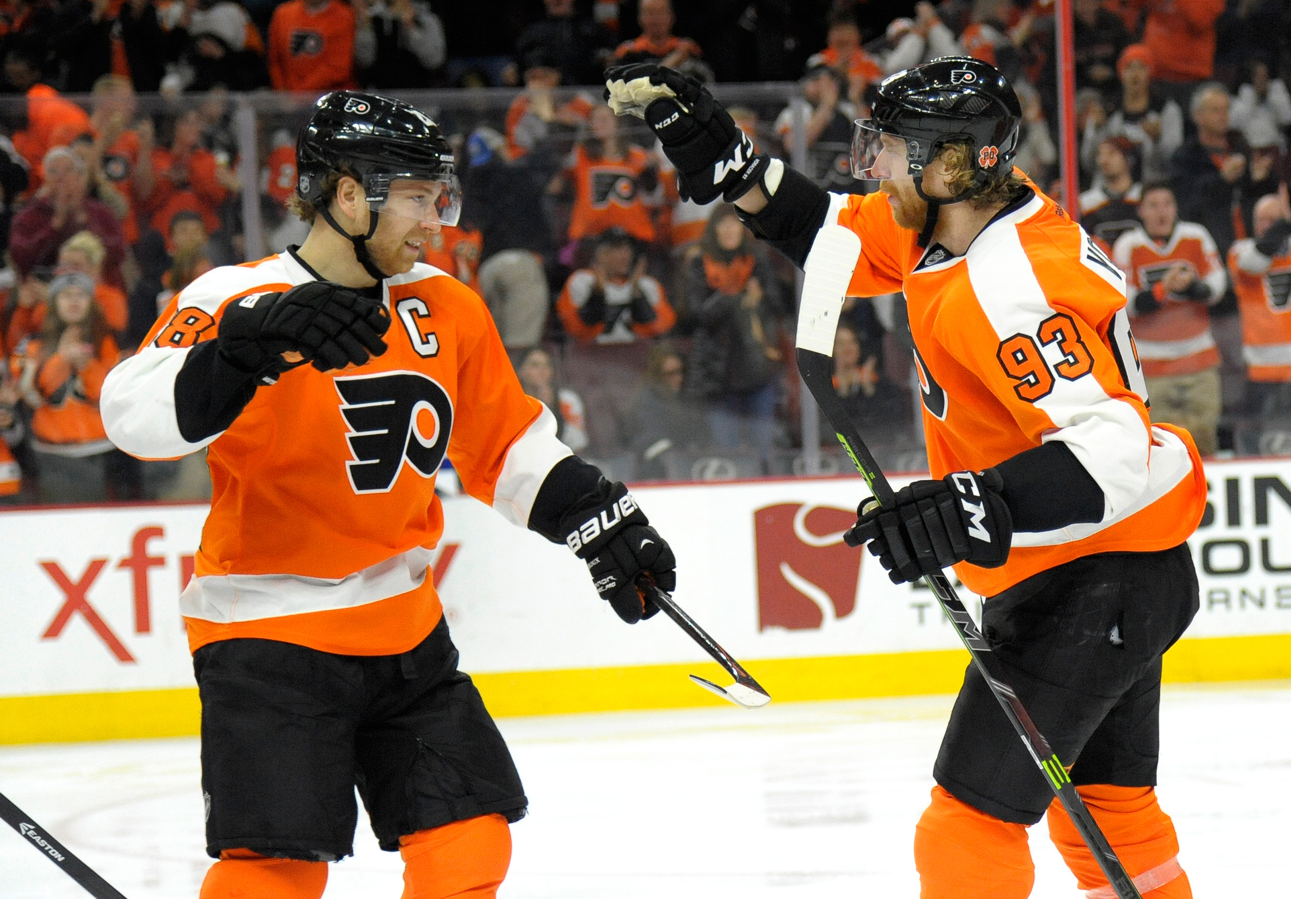 Flyers score 6 straight goals in 7-3 rout of Lightning | wtsp.com