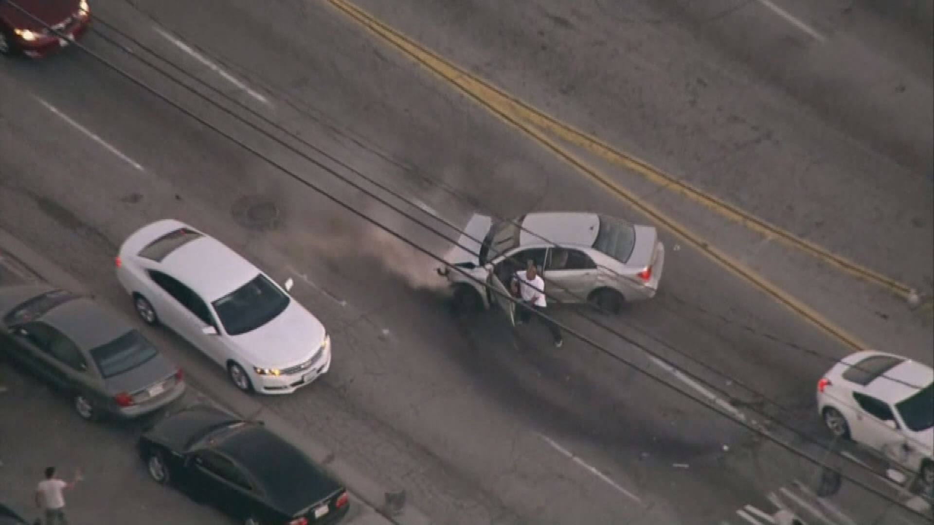 Armed man takes L.A. police on crazy car chase | wtsp.com