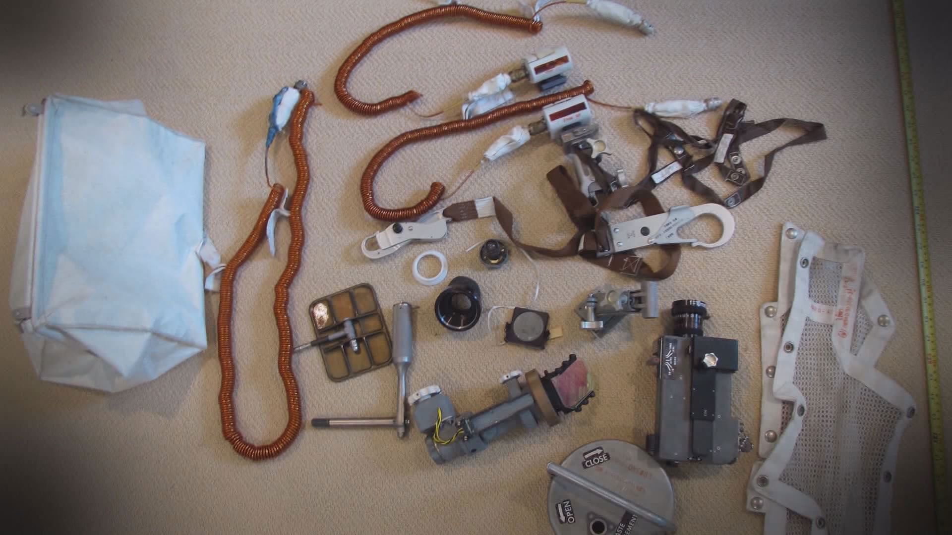 Neil Armstrong's secret moon memorabilia revealed | wtsp.com
