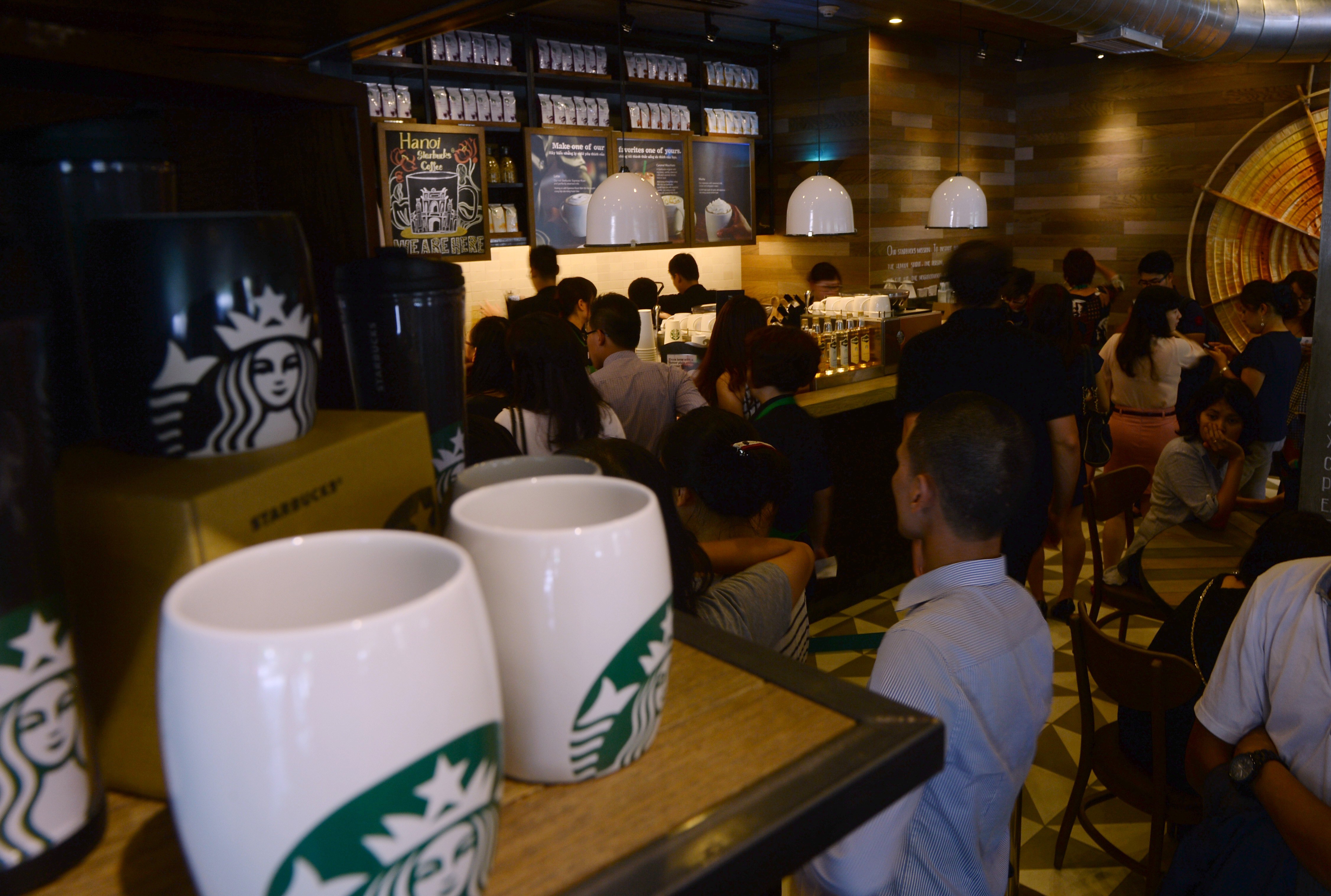 Starbucks passes Subway in U.S. sales | wtsp.com
