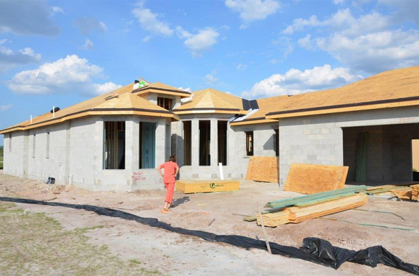 22 property owners sue Lakewood Ranch and SMR | wtsp.com