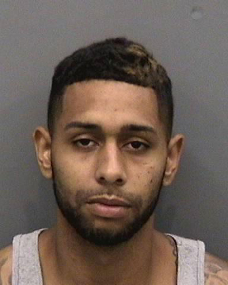 2 officers injured while trying to serve warrant | wtsp.com