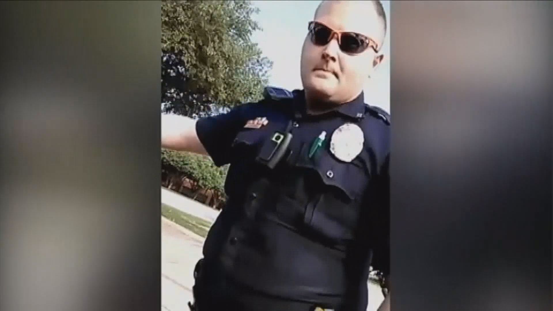 Texas police officer smashes driver's window | wtsp.com