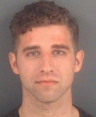 Soldier causes panic at mall | wtsp.com