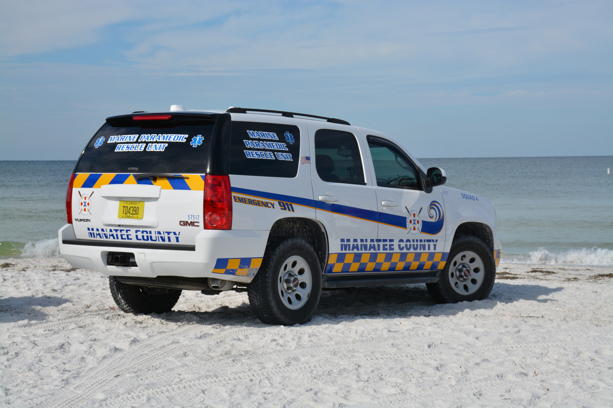 New emergency vehicles get paramedics to you on the beach | wtsp.com