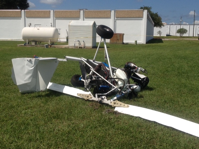 Gyrocopter crashes in Lake Wales, pilot hospitalized | wtsp.com