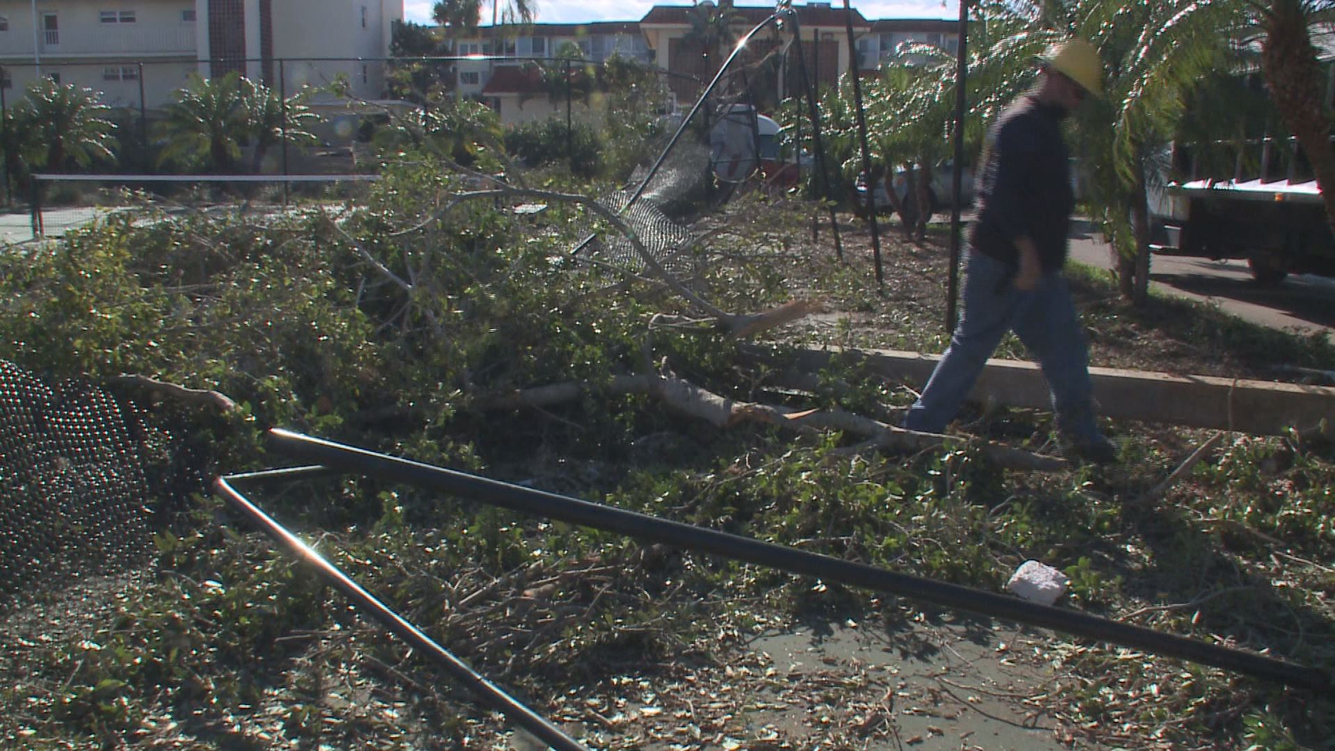 Cleanup continues in Siesta Key after tornado | wtsp.com