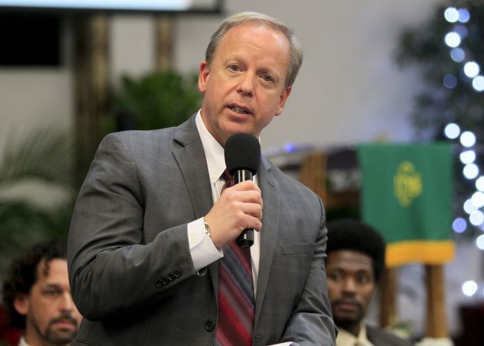 Pinellas superintendent moves to overhaul leadership at troubled ...