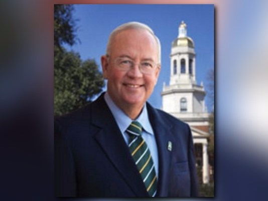 Reports: Baylor to fire President Ken Starr over sex assaults scandal ...