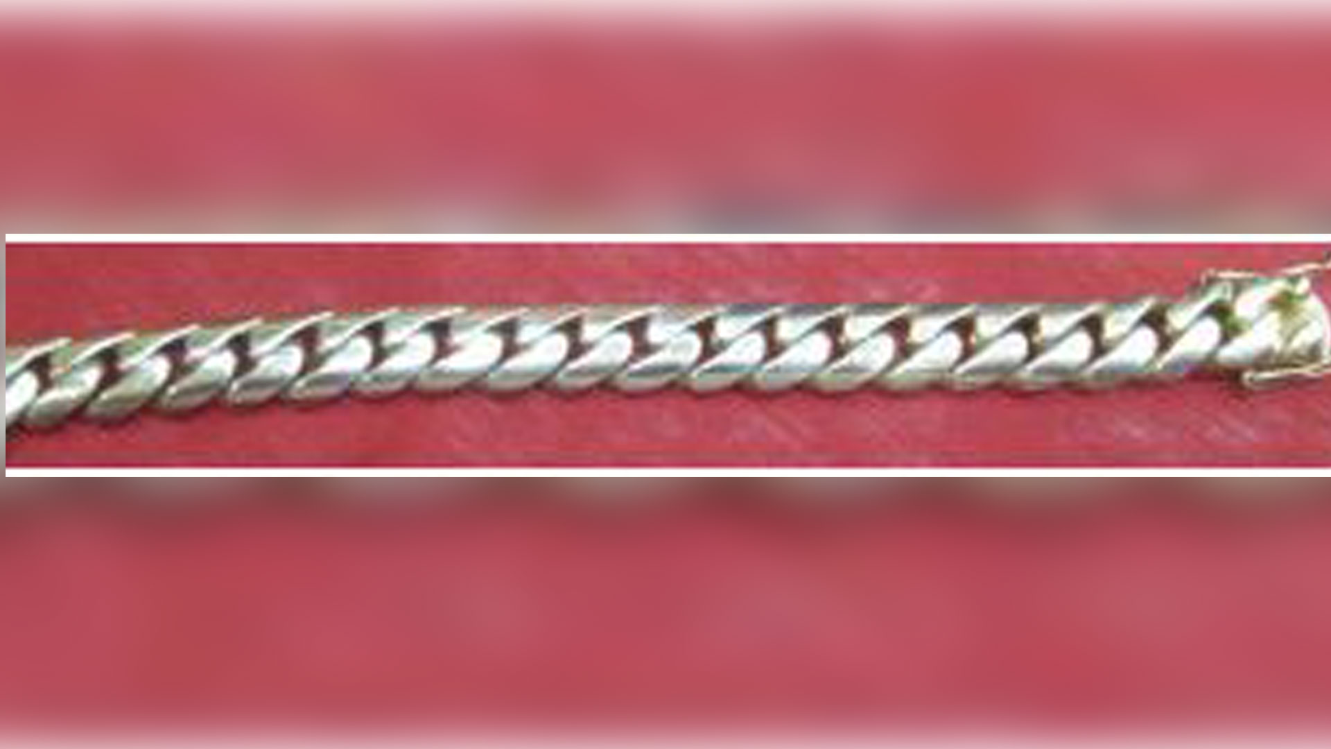 Man steals $20,000 necklace from University Mall | wtsp.com