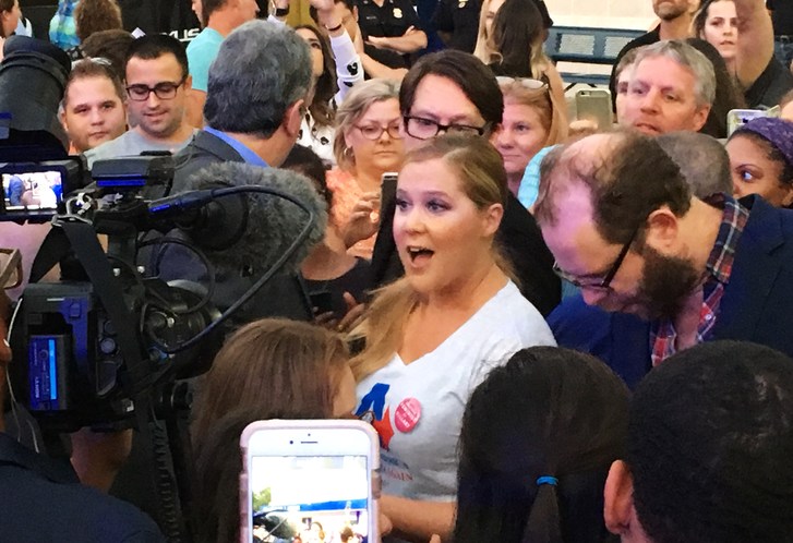 Amy Schumer Mocks Trump during Tampa show; Fans Boo and Leave | wltx.com