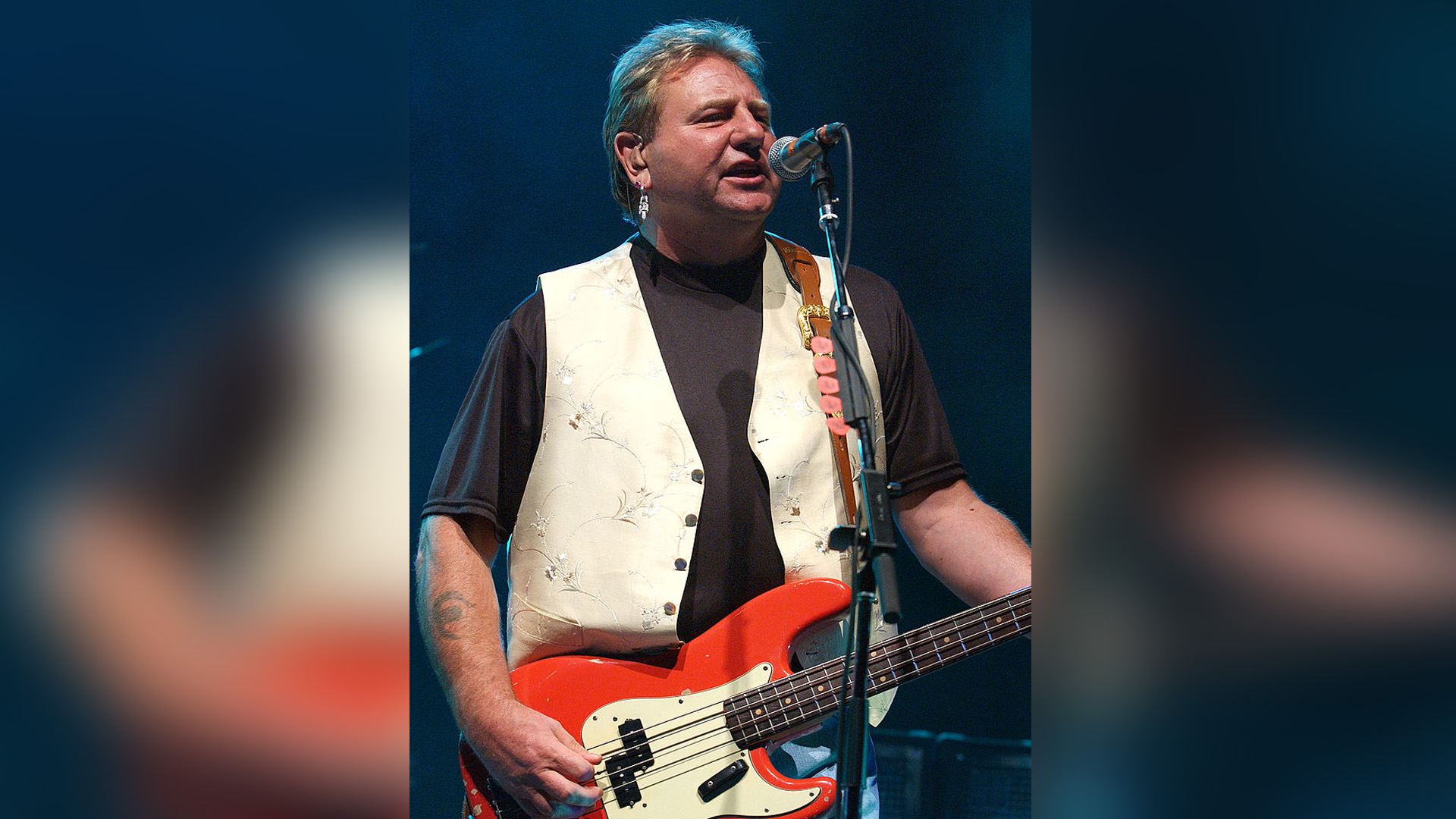 Emerson, Lake and Palmer founder Greg Lake dies at 69 | wtsp.com