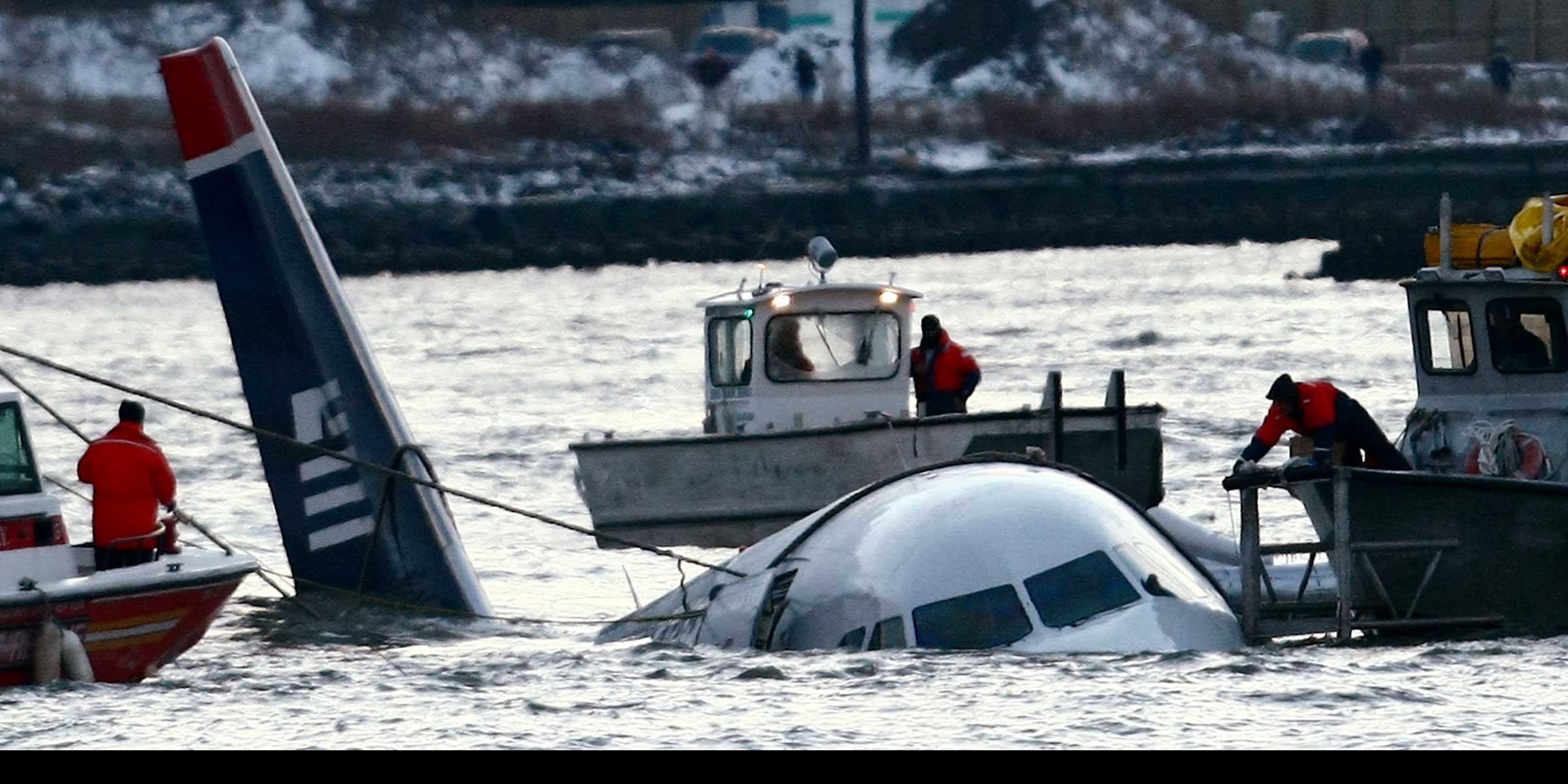Capt. Sully gives speech at Mahaffey on crash anniversary | wtsp.com