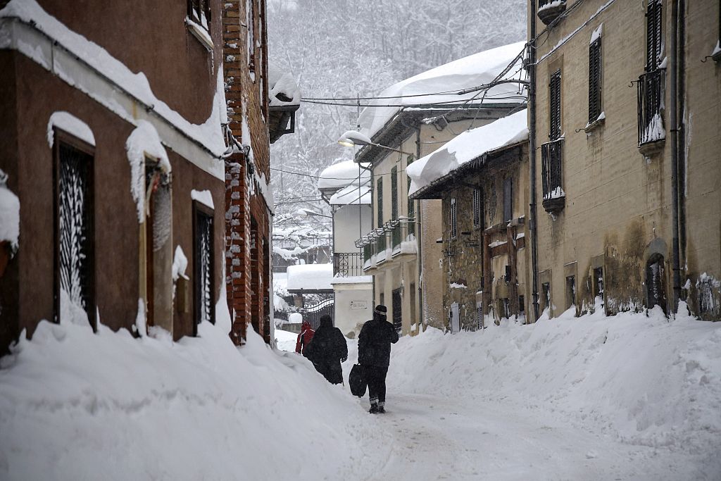 Four quakes rock central Italy in massive snowstorm | wtsp.com