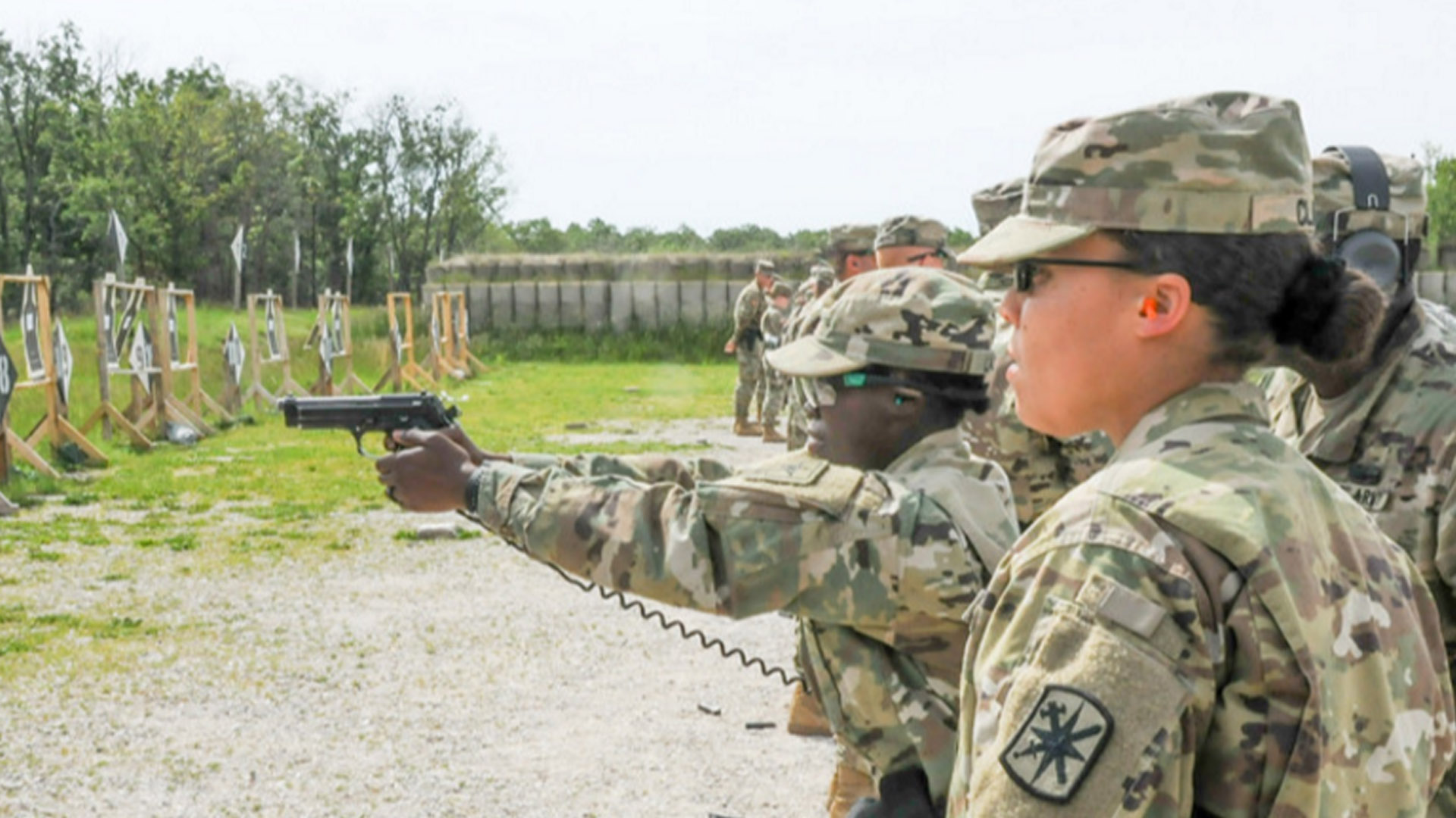 Army selects Sig Sauer as new handgun | wtsp.com