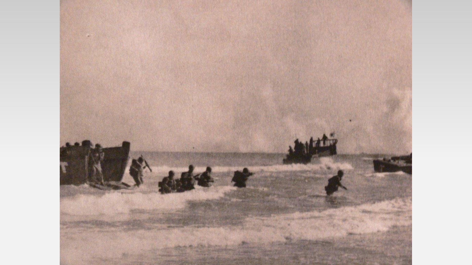 Photos: Military training taking place during World War II in Fort ...