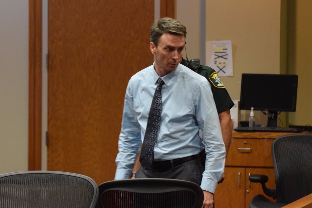Former Sarasota deputy not guilty of attempted murder, convicted of ...
